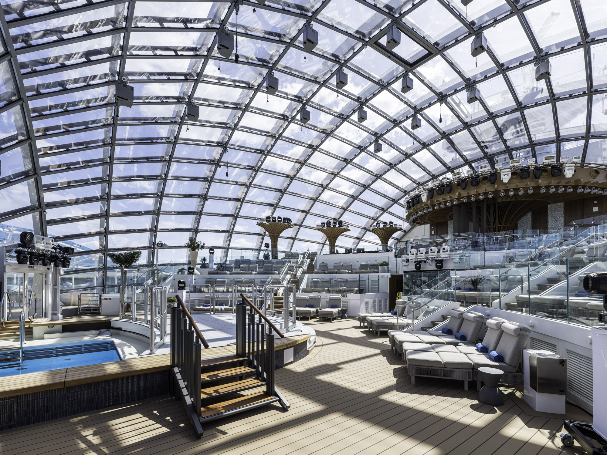 The Dome on Sun Princess - Journey